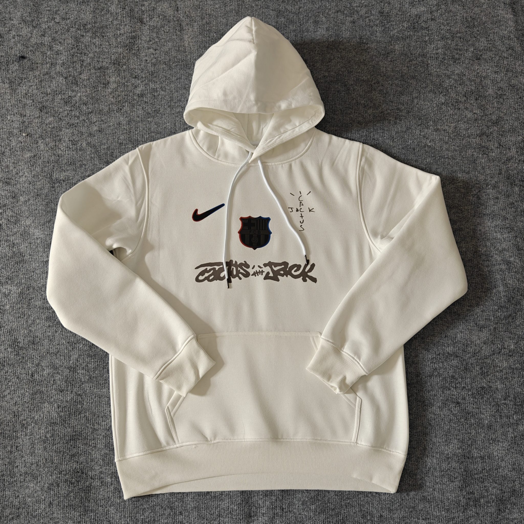 Sweat à Capuche Barcelone x Travis Scott - White - Kawarjinho